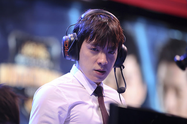 LMHT: HLV Kkoma của SKT T1 - "Soái ca" đã muốn lấy vợ rồi!