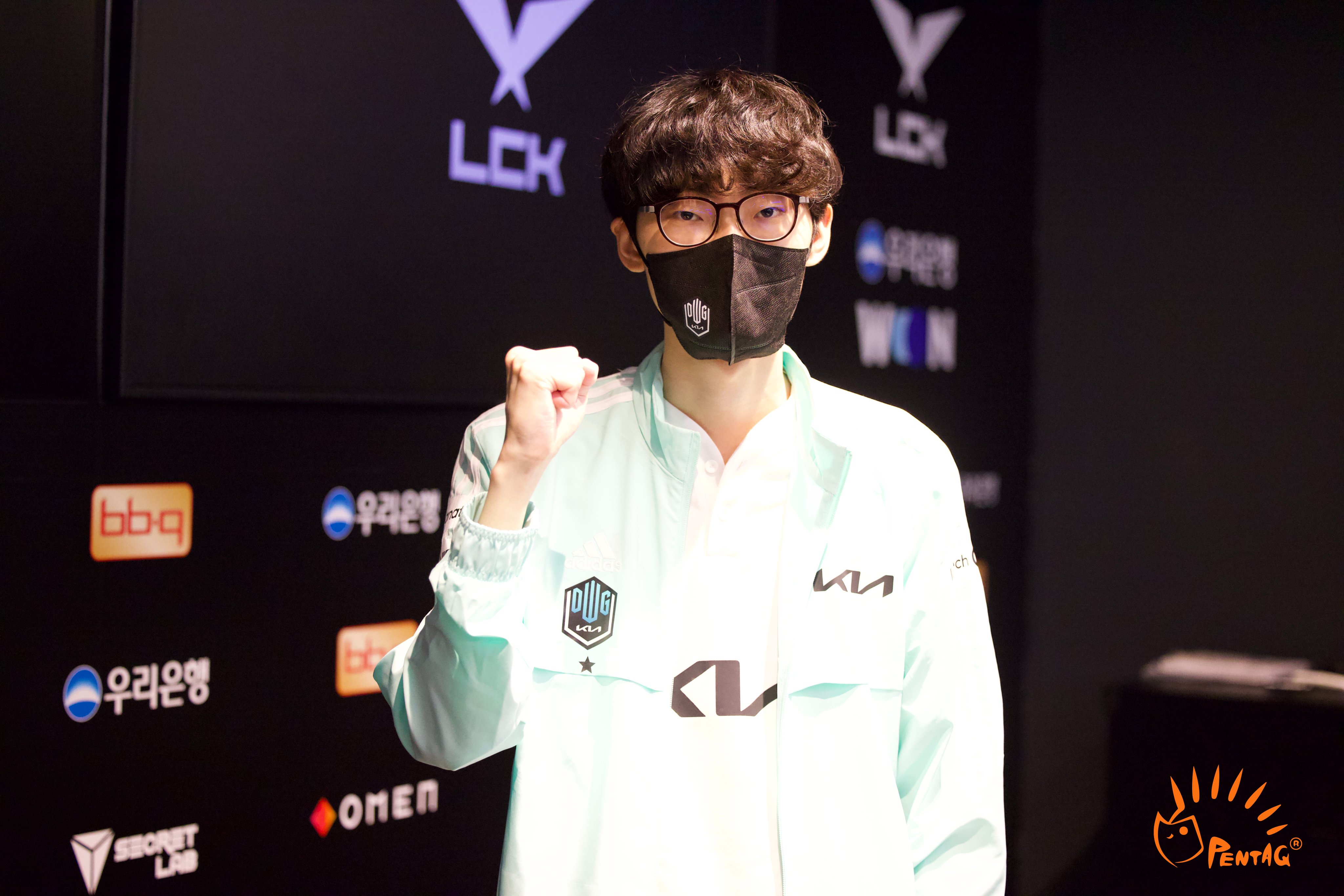 Nuguri công nhận Zeus là “mẫu đường trên hoàn hảo ao ước” và xứng đáng ...