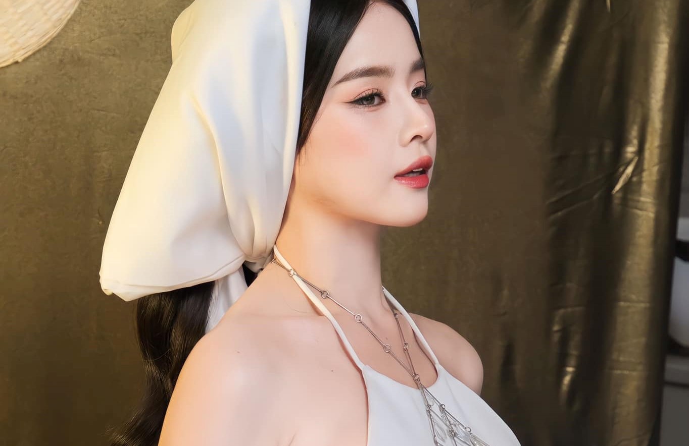 DJ Mie hóa thân thành nàng Tấm gợi cảm, quyến rũ khiến ai nhìn cũng mê đắm