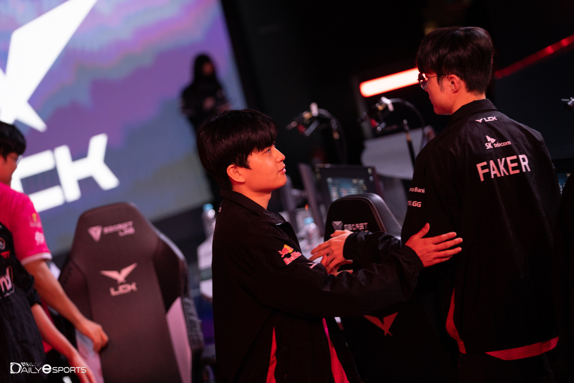 Có Faker, T0m “tự tin” dù T1 đấu loại trực tiếp với HLE hay DK tại playoffs LCK Mùa Hè 2023