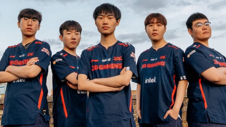 JDG chi đậm giữ gần nguyên đội hình 2023, chỉ thay thế đúng 1 ngôi sao duy nhất