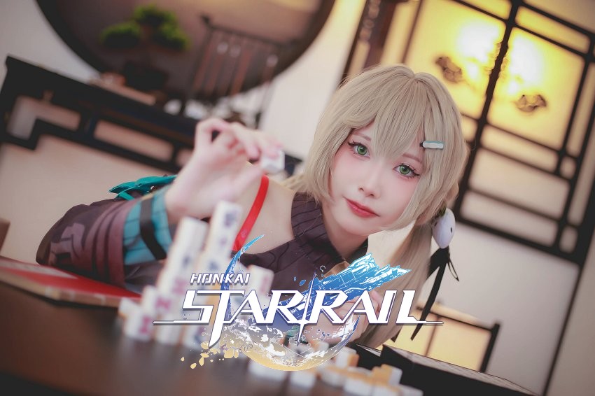Chiêm ngưỡng bộ ảnh Cosplay Qingque trong Honkai: Star Rail được thực ...