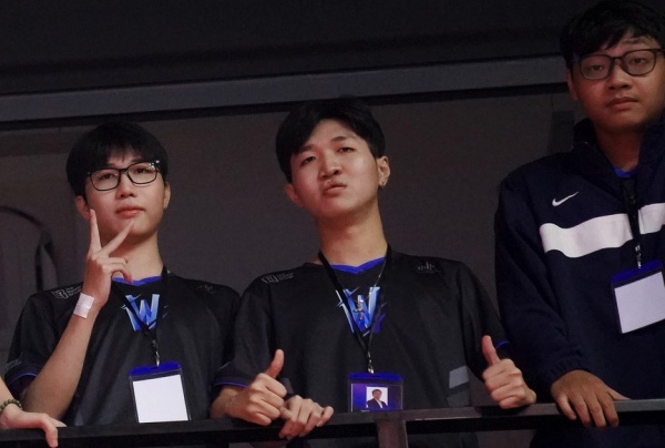 Xuất hiện streamer với phong cách y chang Thầy Giáo Ba: Hóa ra từng là ...