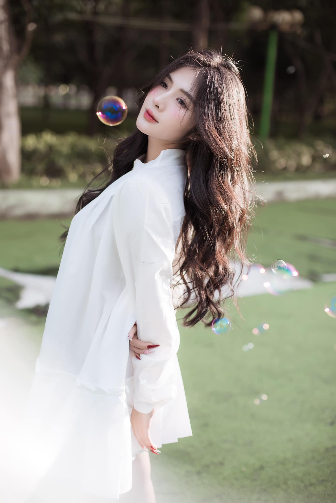 Quỳnh Alee với nụ cười trong sáng, hồn nhiên khiến bao chàng trai thổn thức