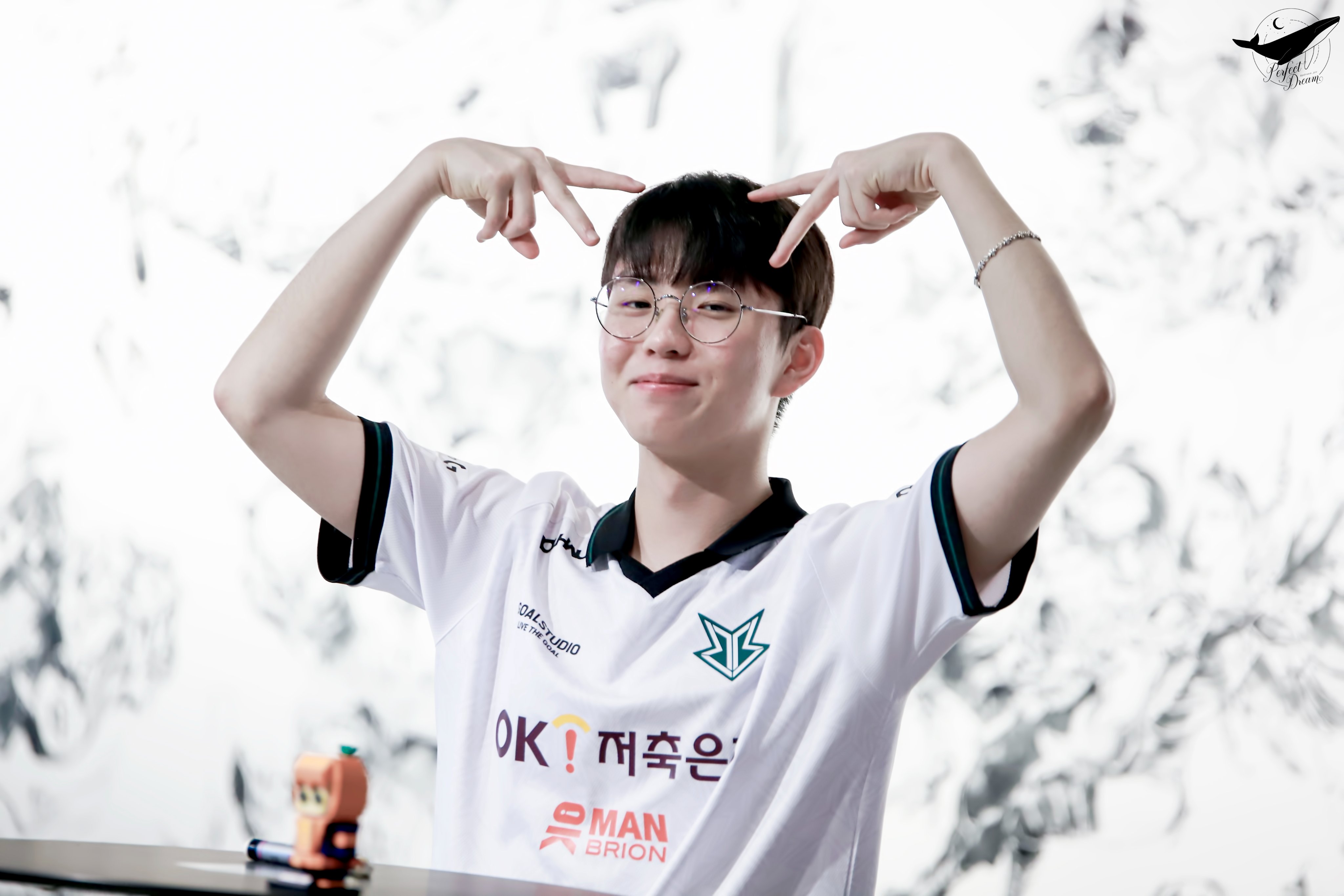 HLV BRO tin Morgan và đồng đội đang “tiến bộ hơn” dù sắp bị loại từ sớm khỏi LCK Mùa Xuân 2024