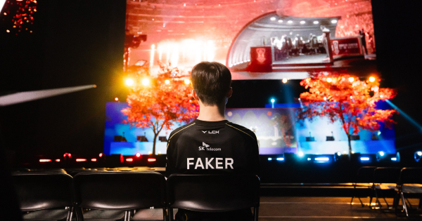 Trang phục độc nhất LMHT của Faker sắp sửa cập bến với game thủ