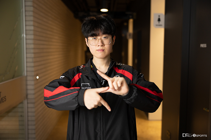 T1 Zeus: “Tôi không nghĩ chúng tôi là 1 đội không thể bị đánh bại”